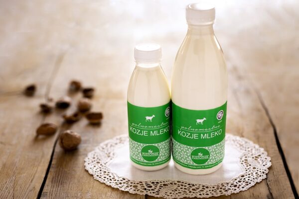Kozje mleko, 0.5l / 1l – Kmetija Pustotnik